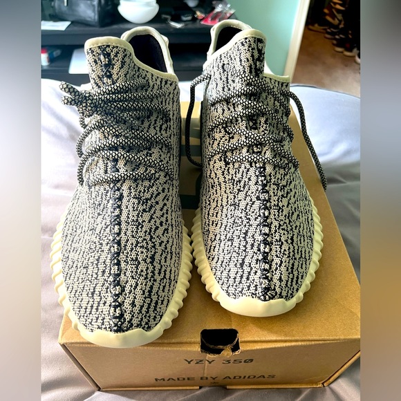 Yeezy | Shoes | Here Are The Turtle Doves Yeezys The 222 Release Ive ...